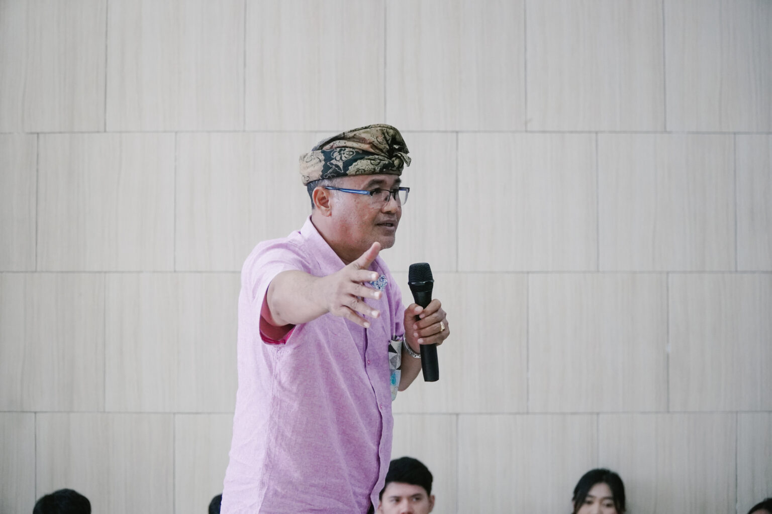 Sosialisasi KP, Seminar, dan TA Digelar di Kampus IT Terbaik di Bali ...